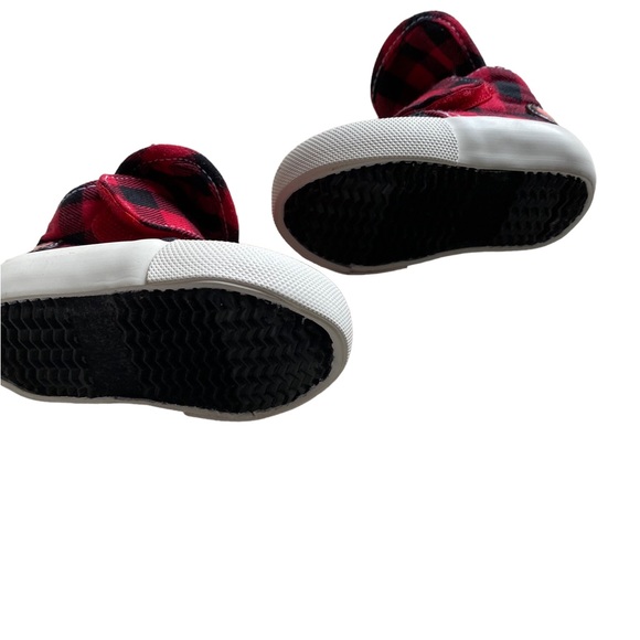 Sesame Street | Shoes | Sesame Street Elmo Plaid Cozy Velcro Boots Red ...